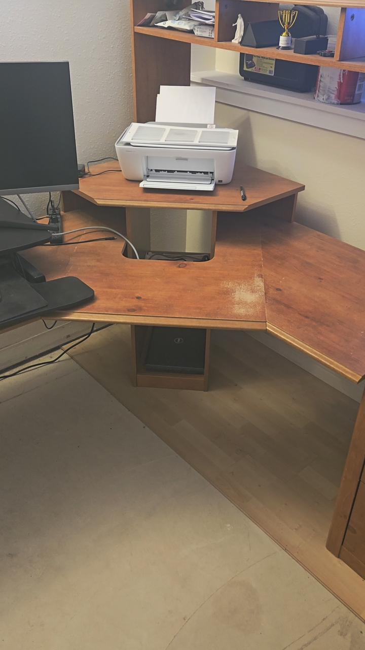 large corner desk | Desks | KSL Classifieds