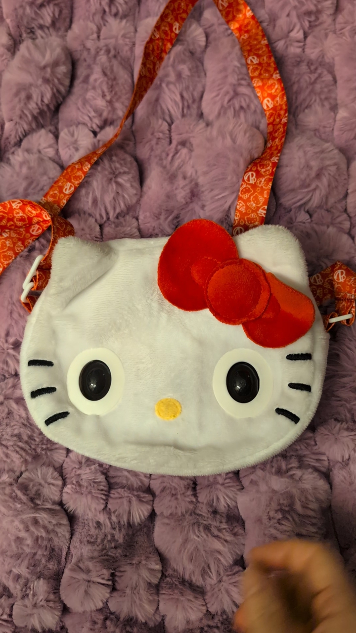 Hello Kitty Interactive Purse Pet- works perfectly | Action Figures ...